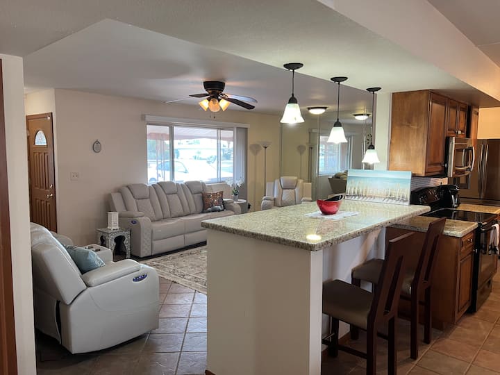 Sun City House
10 Minutes From Super Bowl - Sun City, AZ