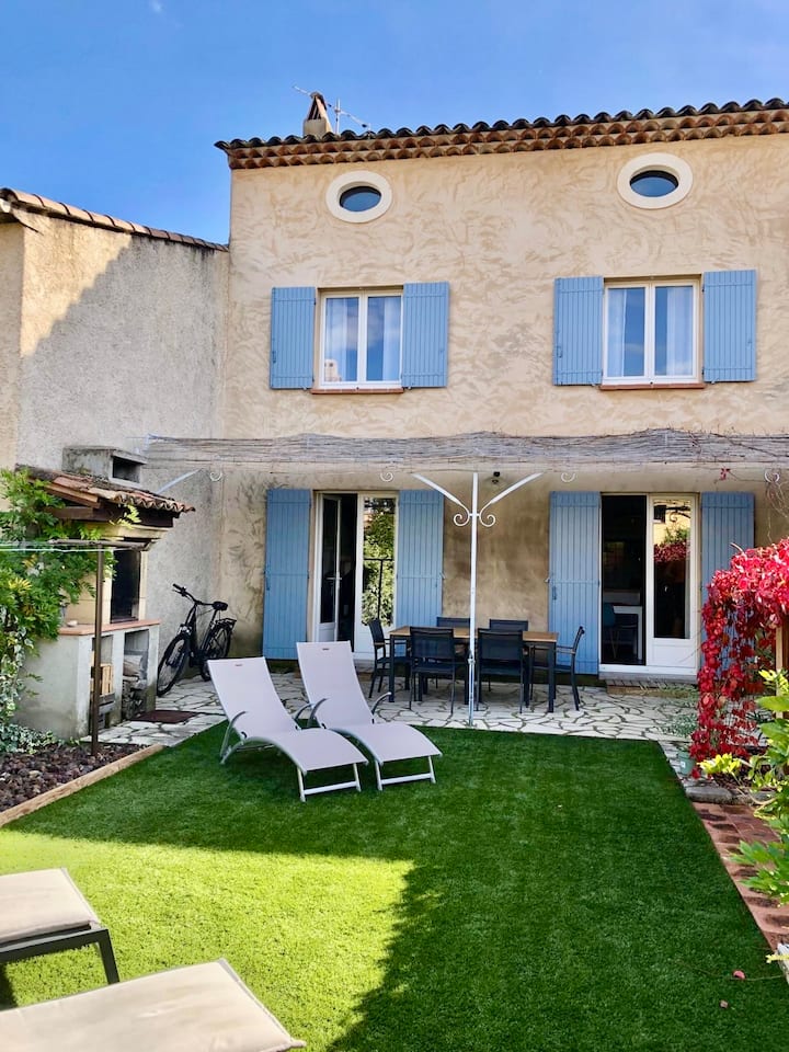 Maison La Glycine *Jolis Jardins - Aiguines