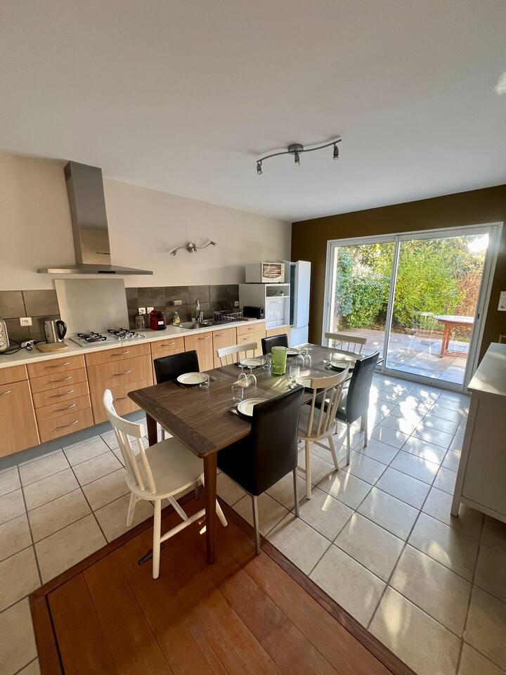 Maison Spacieuse Pour 10 Personnes - Clermont-Ferrand