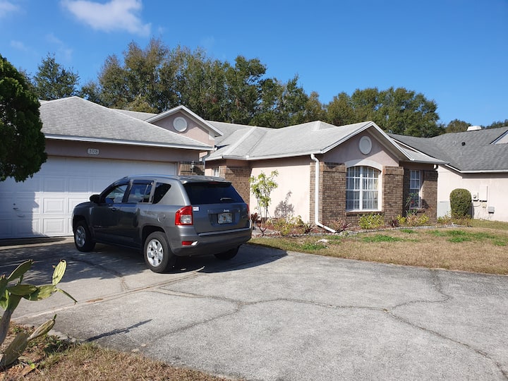 Family Friendly
Rooms In Ocoee - Ocoee, FL