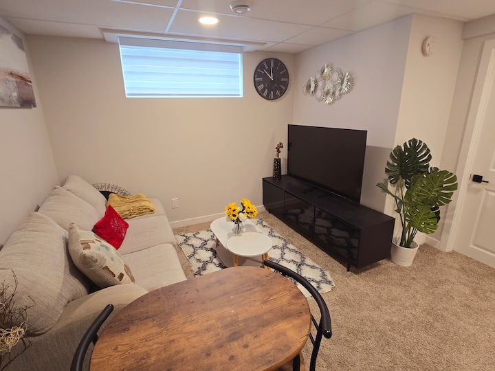 Guest Basement Suite In Winnipeg - Winnipeg