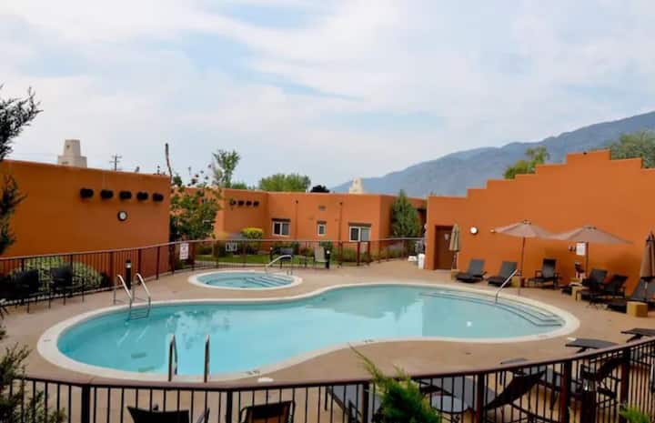 Osoyoos Lakeside 2 Bdrm Condo! - Osoyoos