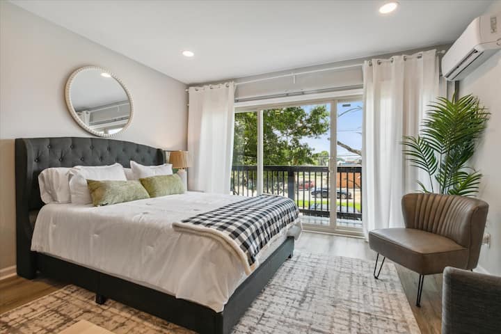 Cozy Studio Near Beach - Newport News, VA