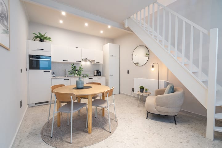 Nieuw Gerenoveerd Stadshuis In Gent Voor 4 Pers. - Ghent