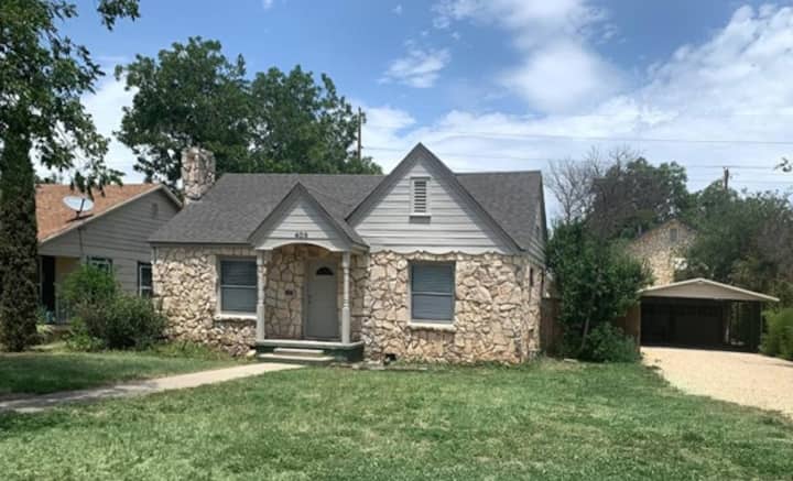 Classy And Comfortable Home - San Angelo, TX