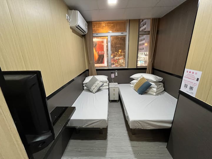 Next To Jordan Mrt - Private Bathroom-triple Room - Hongkong