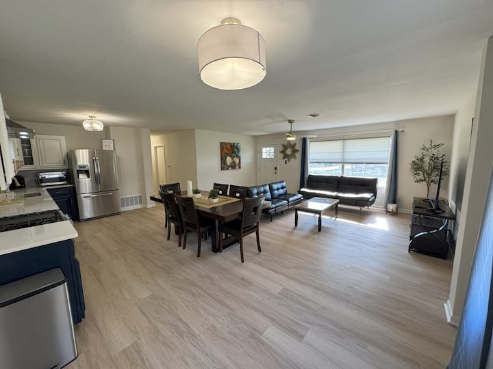 Simplicity In The City Near Dta - Austin, TX