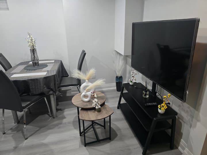 Basement Suite - Caledon
