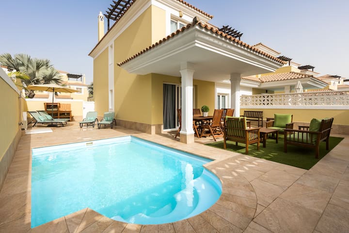 Home2book Luxury Villa Pool & Terrace, Corralejo - Fuerteventura