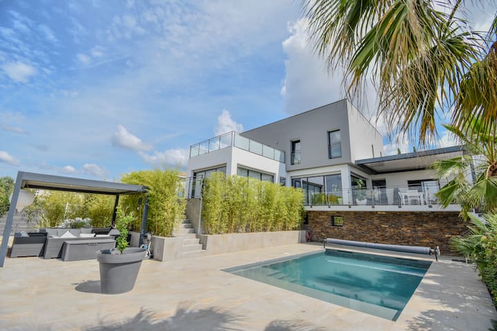 Villa D’architecte 5* Avec Piscine Et Vue Sur Golf - Juvignac