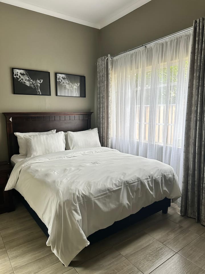 Tag # Room 8 - Piet Retief