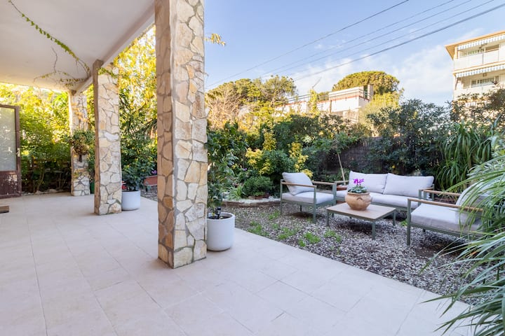 Cozy House In Castelldefels Beach With 2 Parkings - Castelldefels