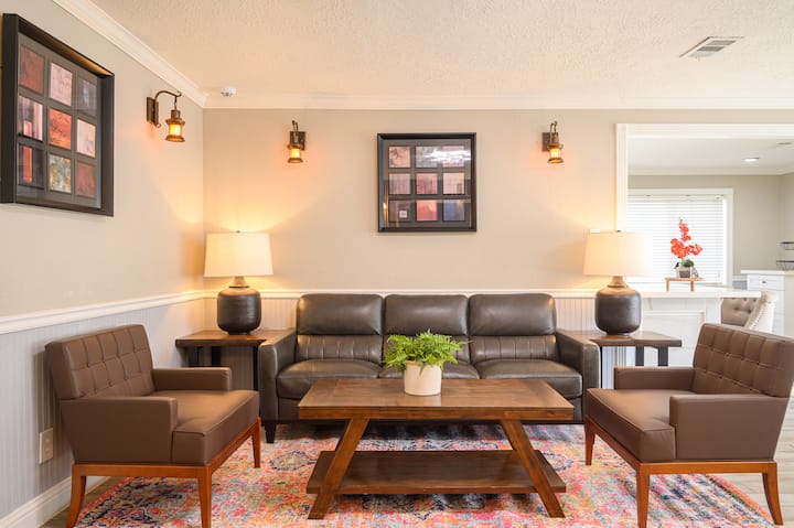 Cozy The Woodland Retreat With Serene Private Pool - Spring, TX