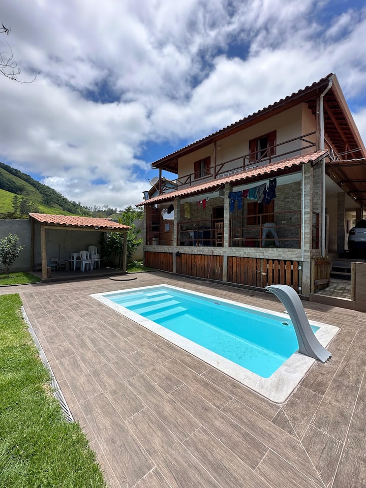 Casa Em Joanópolis Com Piscina - Extrema