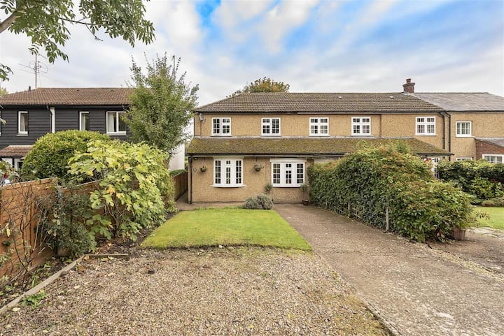 Two Month Short Term Stay - Harpenden