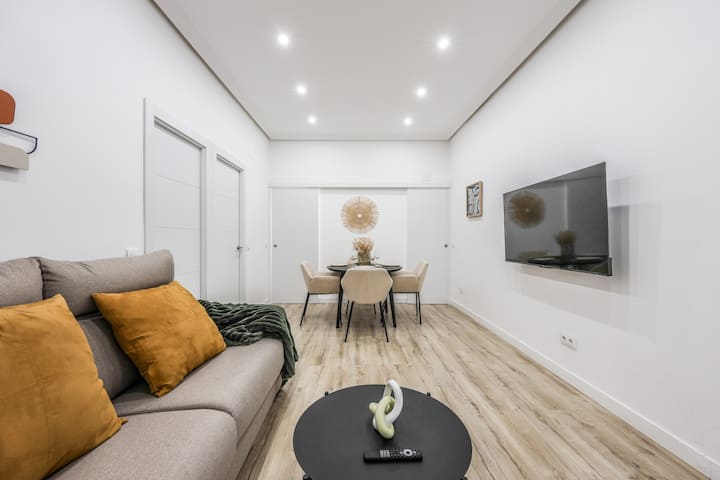 Apartamento Moderno Gran Via. - Universidad CEU San Pablo