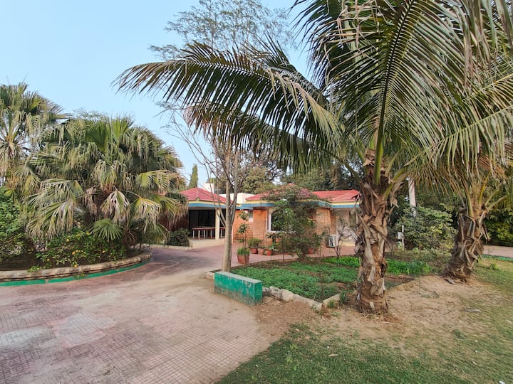 Kuteer By Stayfinder - Ahmedabad