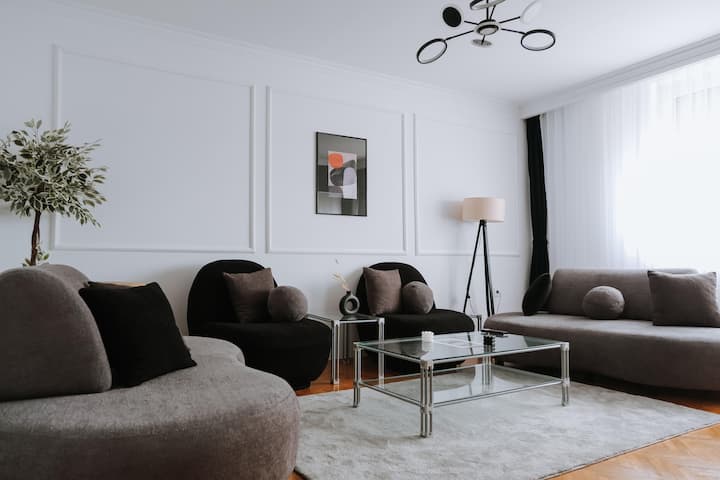 French Nest Vintage Apartment - Kosovo