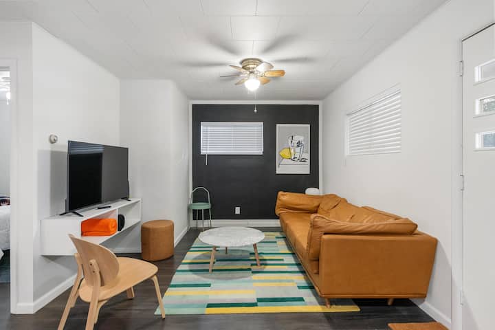 The Grove *1/2 Mile From Boyne Mountain *Sleeps 4 - Boyne Falls