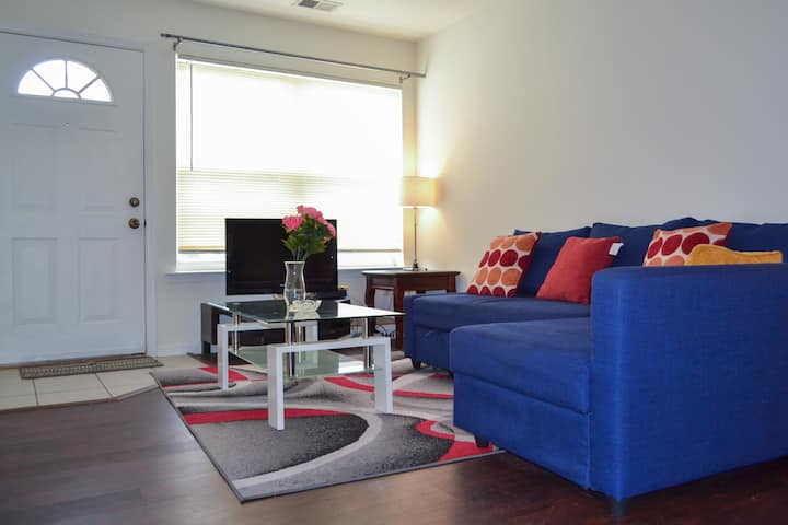First Floor Wooden Flooring 3 Bd - Edison, NJ
