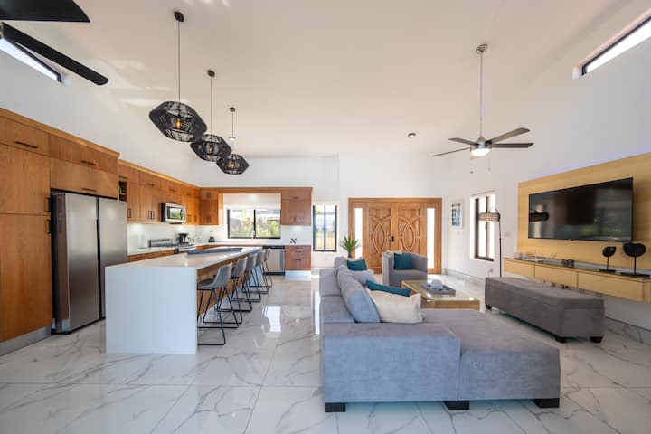 4 King Suites • Mega Large • Guest House - Sosúa