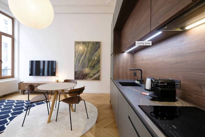 Center Brussels-grand Place - 1 Bedroom Flat - Brüsszel