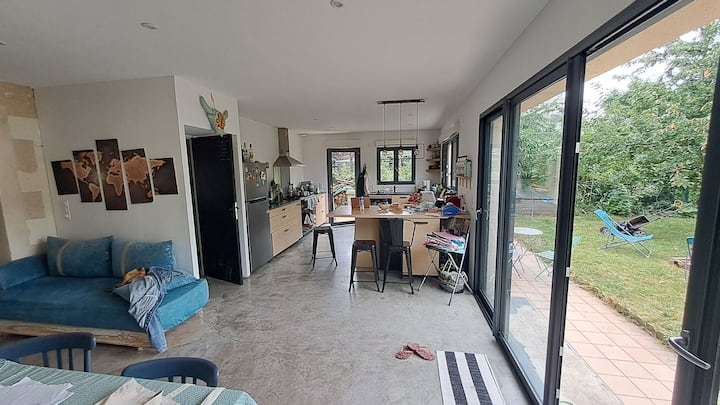 Petite Chambre Mansardée - Tours