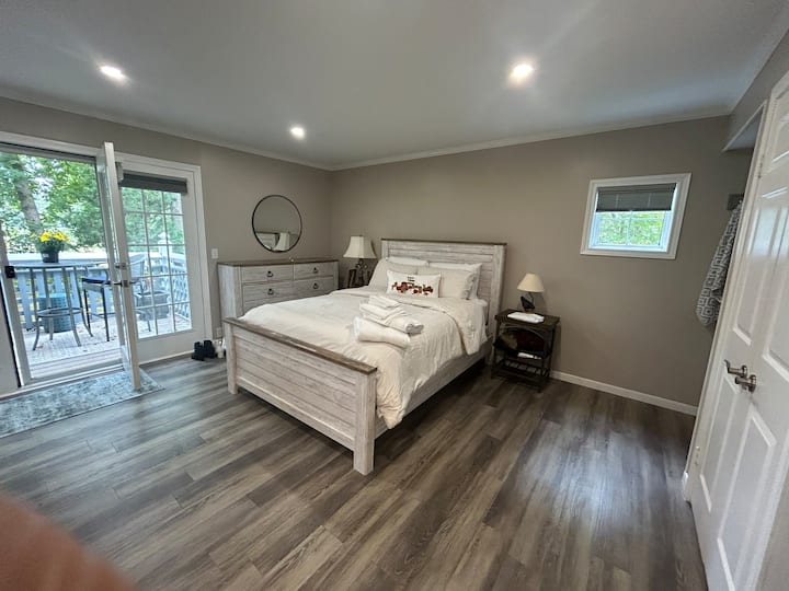 Golf Course Villa - Norwich, CT