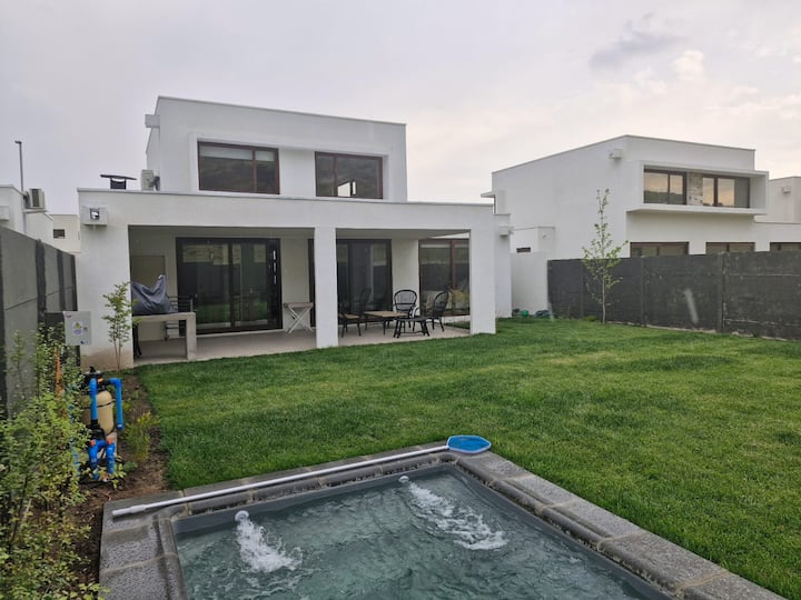 Casa Nueva En Condominio Chicureo - Colina