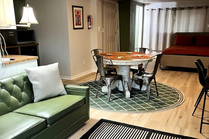 Denver In-law "Cactus" Suite - Westminster, CO