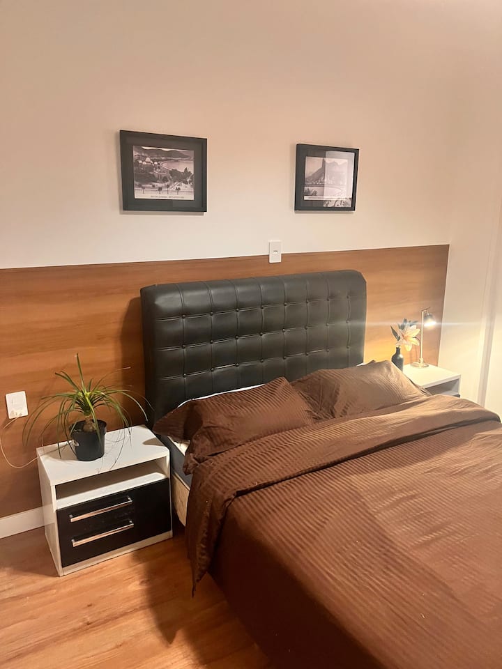 Apartamento Térreo Quarto Sala - Aeropuerto de Rio de Janeiro Santos Dumont (SDU)