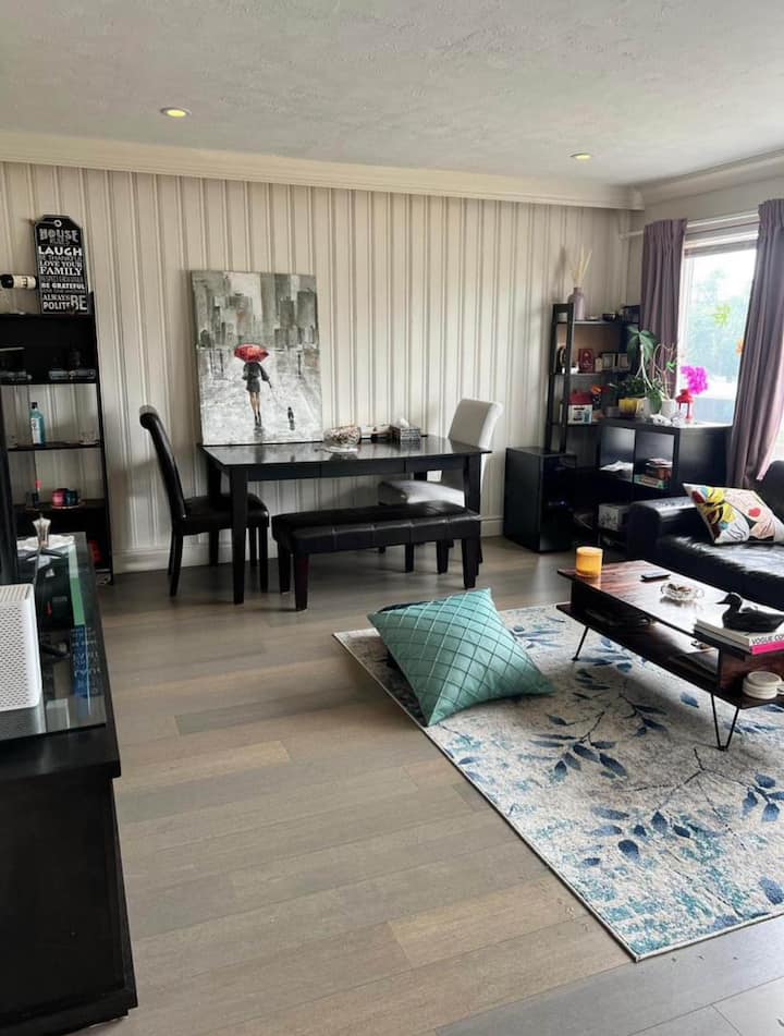 Room#2 Pearson Airport & Transit At Doorstep - Mississauga