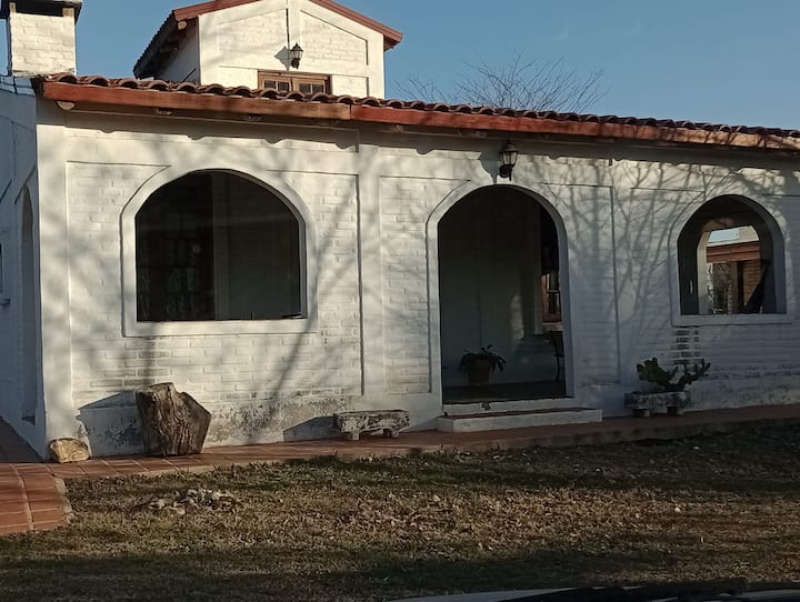 Alquilo Casa De Campo - Alta Gracia