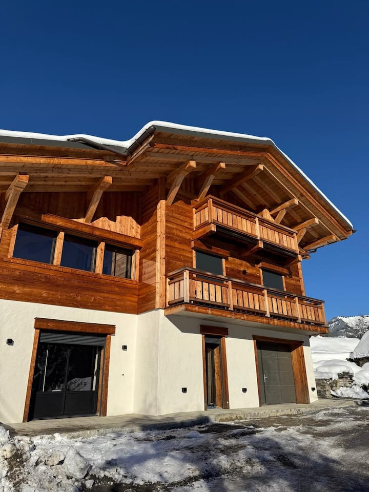 Chalet Pour 8-10 Personnes - Flumet