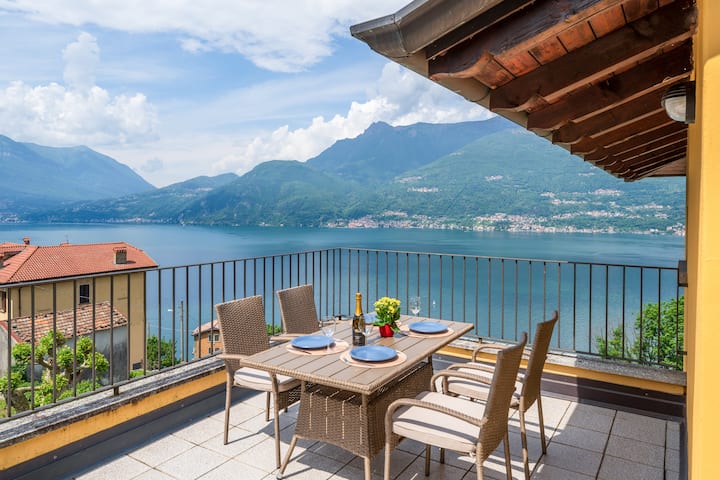 Cozy Apartment With Lake View Terrace & Pool - Bellano