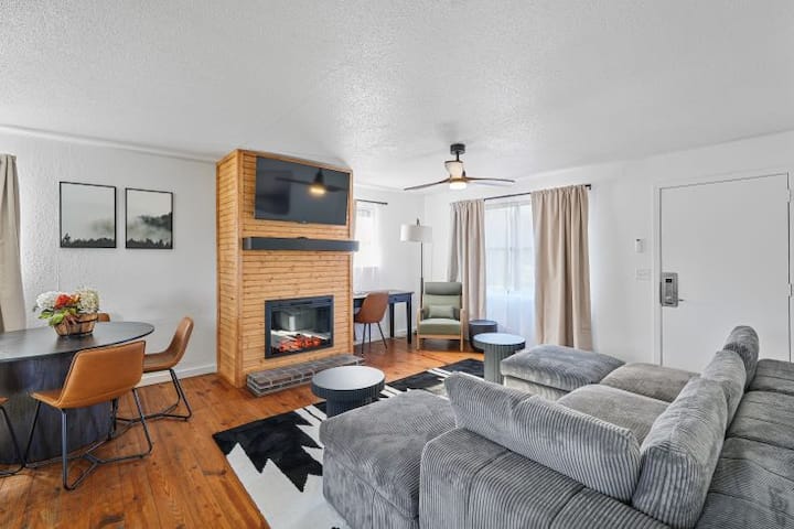 Newly Redesigned 2br Cabin - Townsend, TN