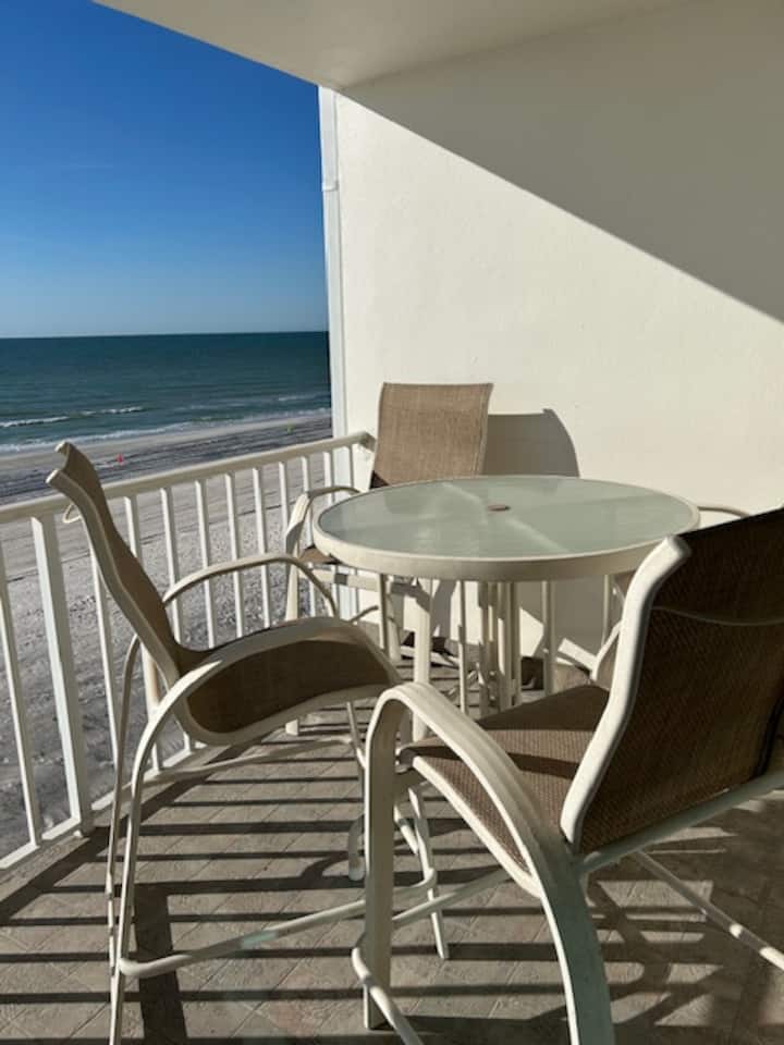 Spectacular 180 Degree View From Private Balcony - Indian Shores, FL