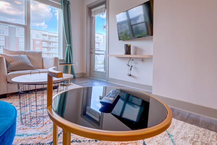 Modern, Luxe Suite By Restaurants, Lake, Airport - Irving, TX
