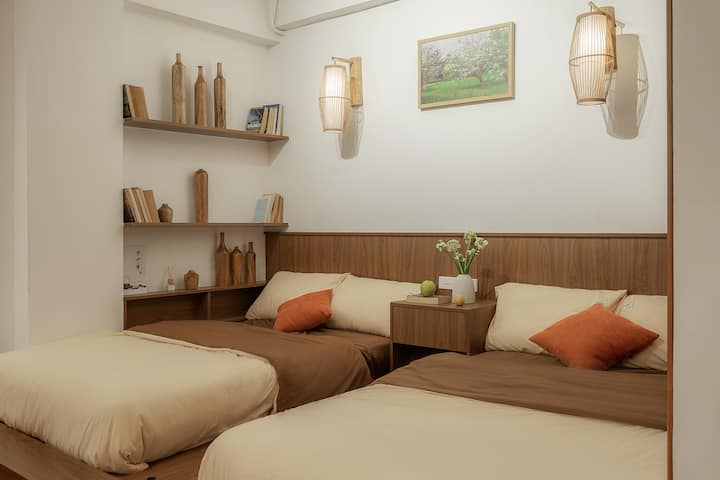 Artist Home Ground Floor, 1 Min To Hoan Kiem Lake - Hanoï