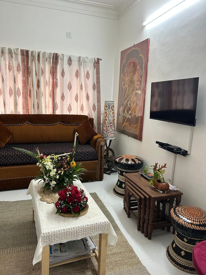 2br South Kolkata Apartment - Dev's Corner - Kolkata (Calcutta)