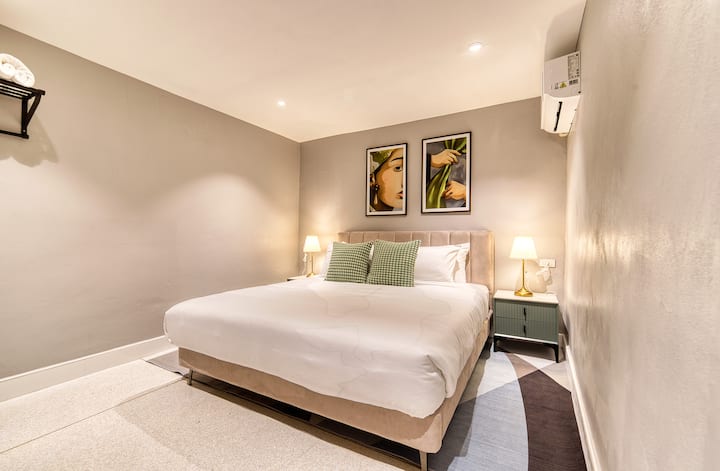 New Room King Bed 2 People 02 -