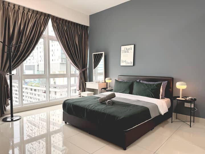 Blue Greyish Cozy Studio @ Twin Galaxy - Johor Bahru