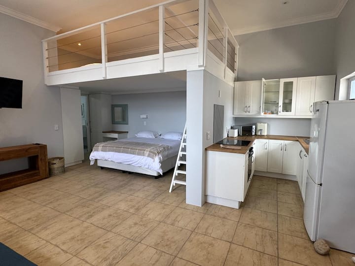 Perfect Retreat In Guest Room 2 - Sedgefield
