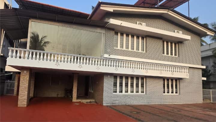 Grey Oasis - Thrissur
