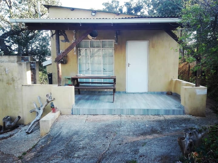 Valley Cottage - Kenton-on-Sea