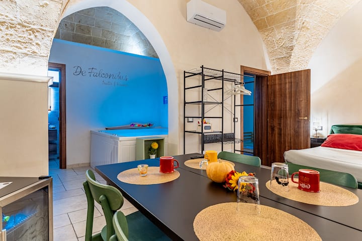 Suite Il Vico • Relax Tra Volte E Idromassaggio - Pulsano
