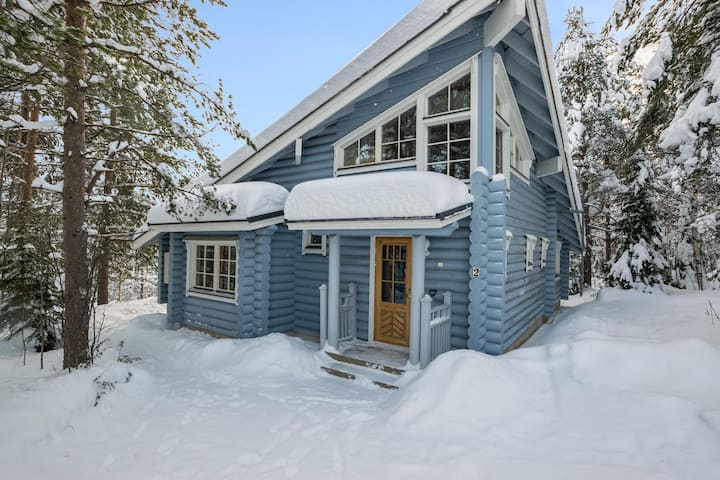 2br Aurinkoinen Cottage - Hyrynsalmi