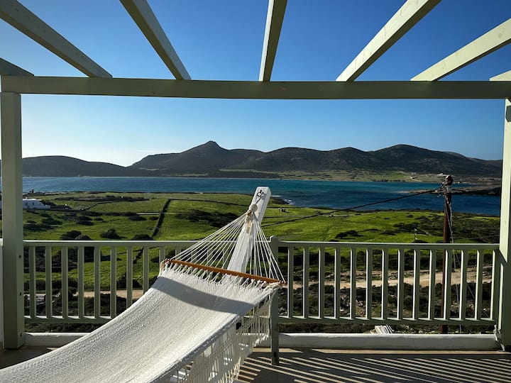 Outlandos D'amour In Antiparos - Antiparos