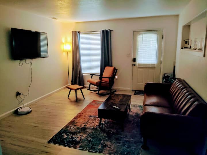 Suite Spot Oasis - Pensacola, FL