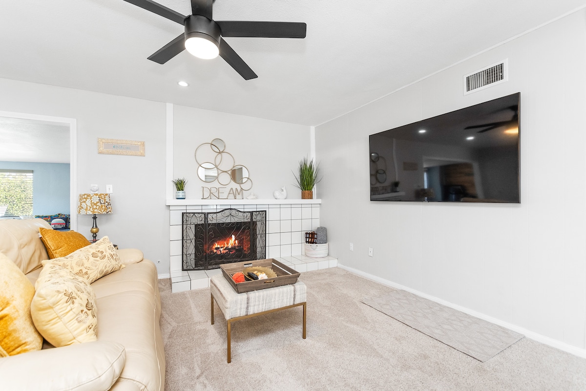 Maison privée 3BR - Jacuzzi, cour, arcade et stationnement - Maisons à ...